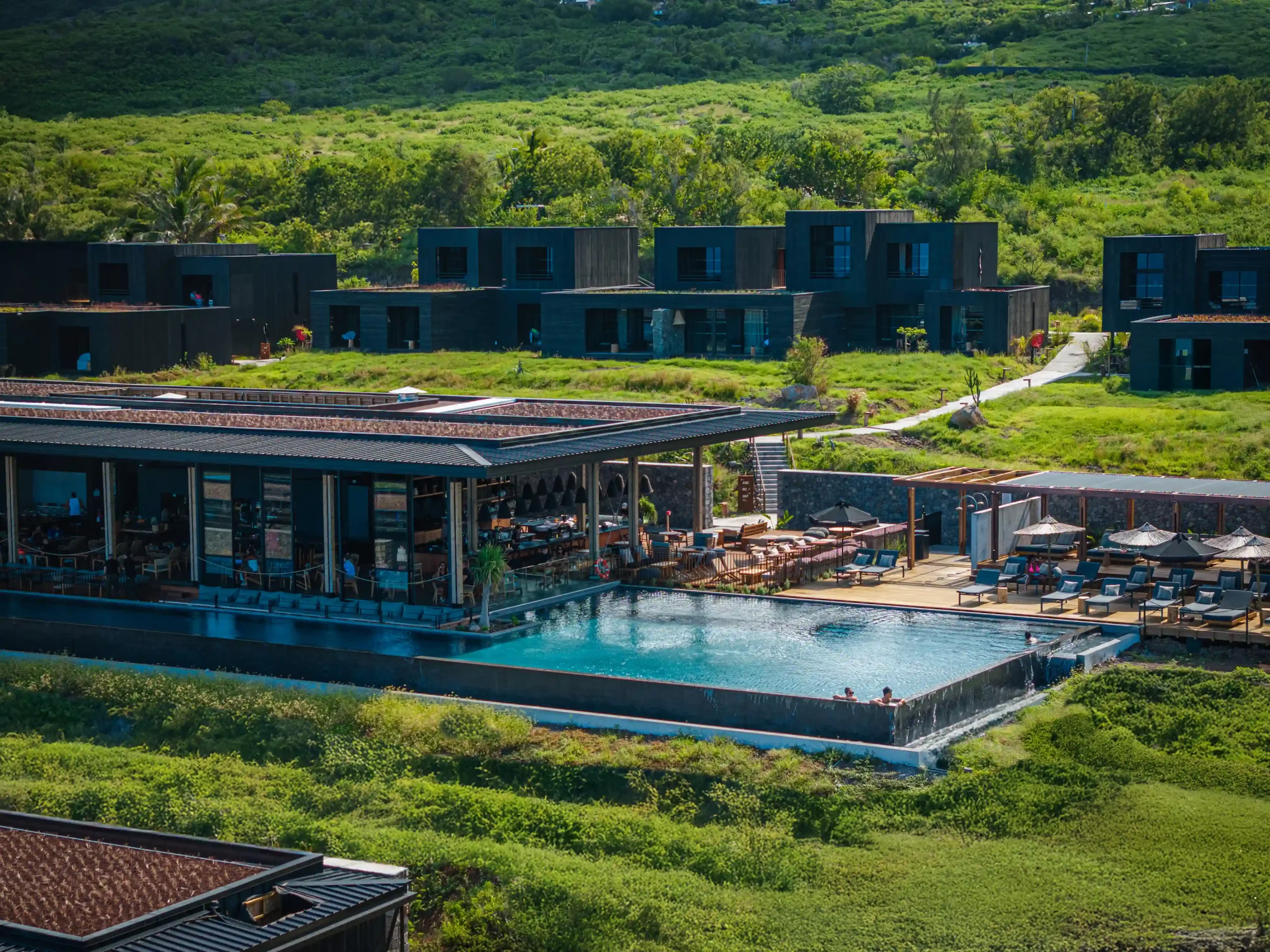 WOOD Hotel & Spa : Élégance et nature sauvage au cœur de Trois-Bassins ...